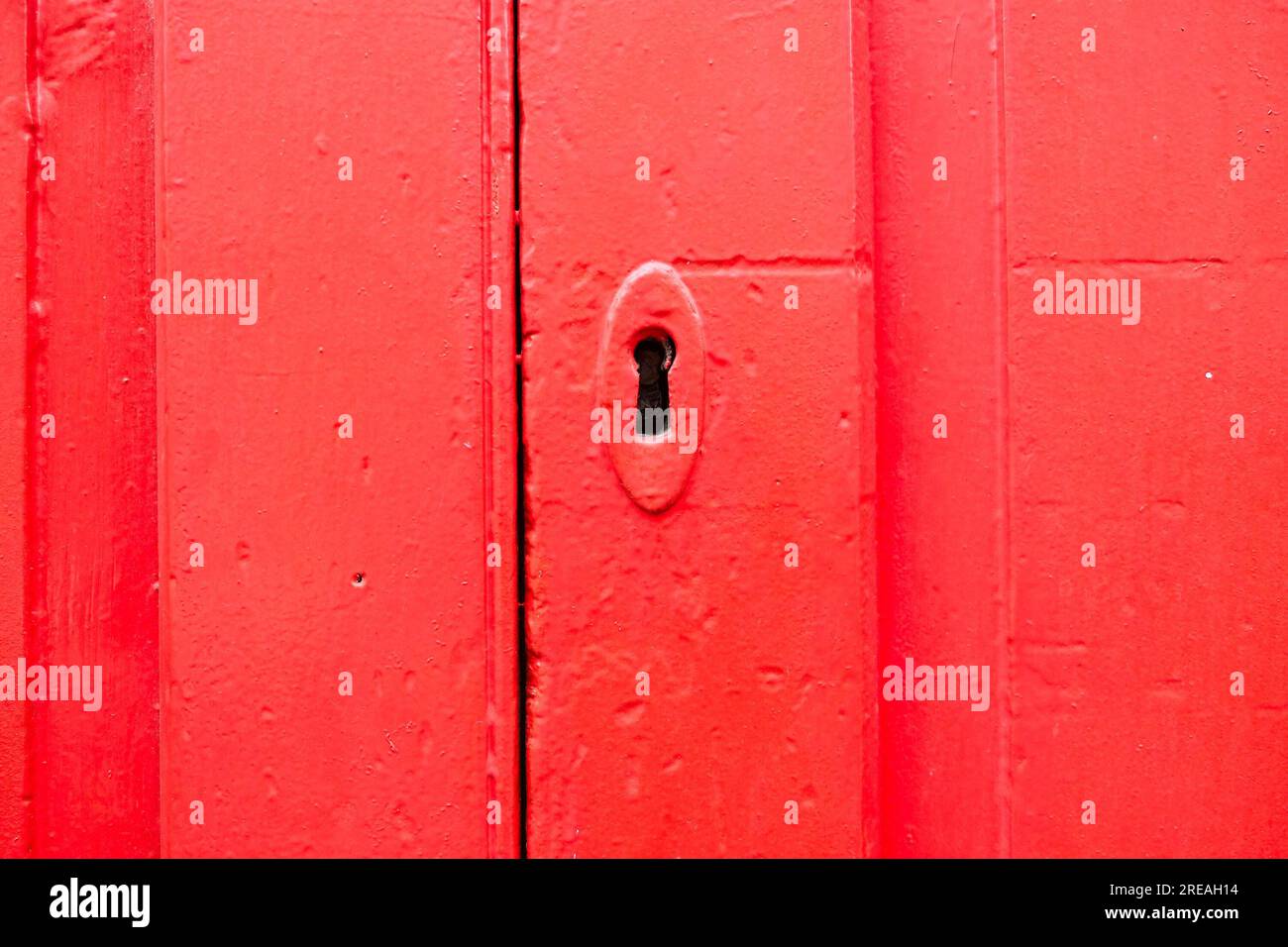 Closed door match hi-res stock photography and images - Alamy