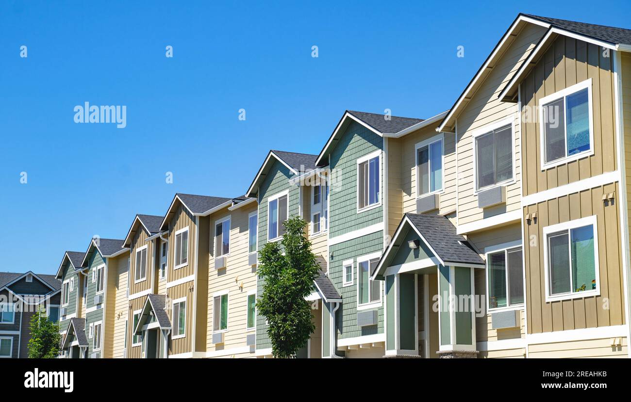 Suburban apartment building Stock Photo - Alamy