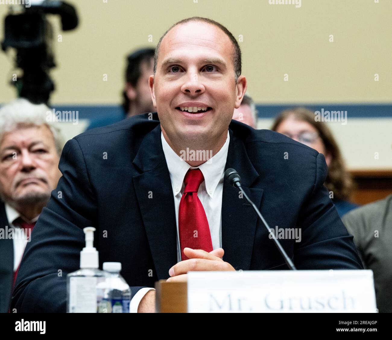 David grusch hi-res stock photography and images - Alamy