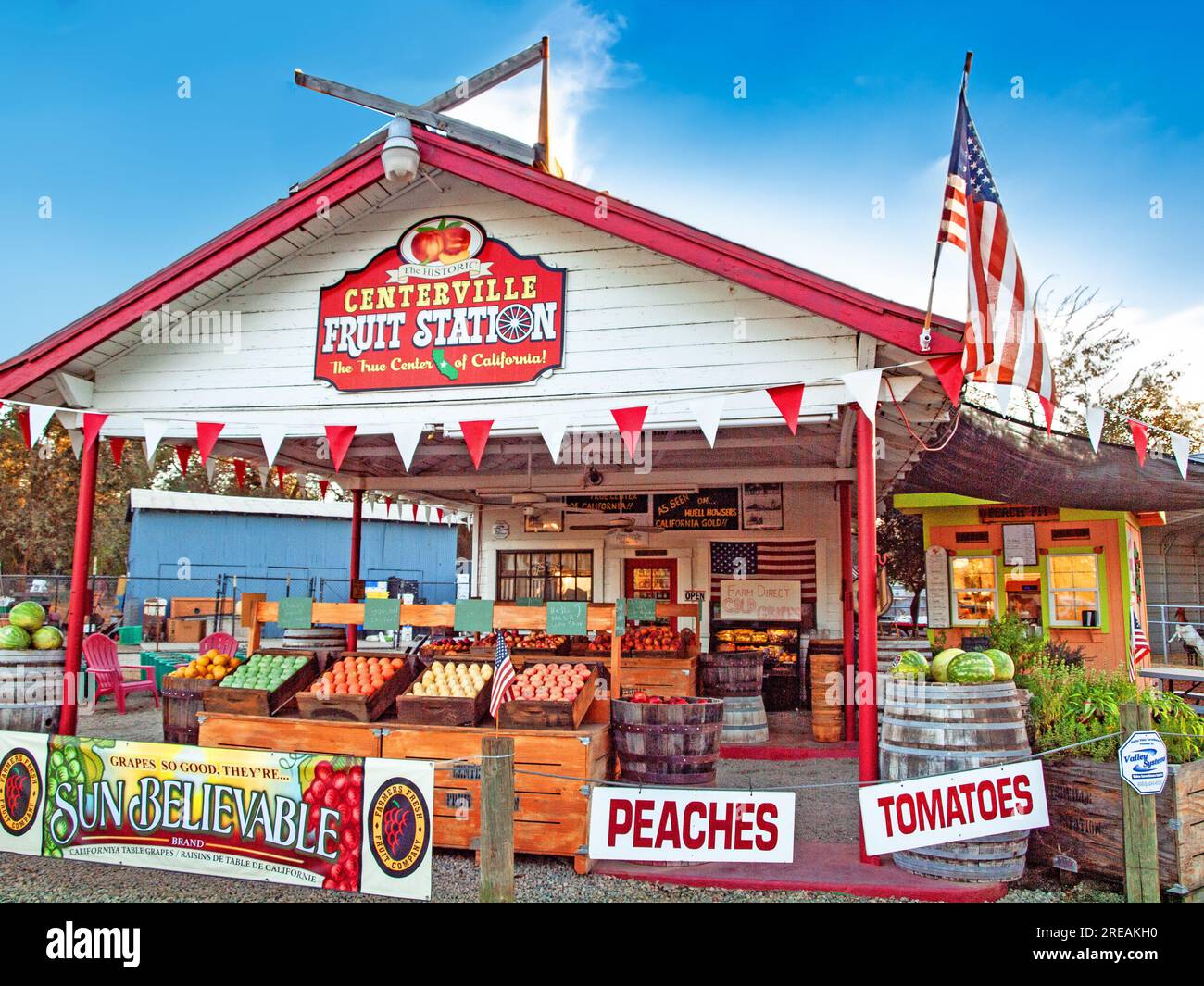 Centerville fruit station hi-res stock photography and images - Alamy