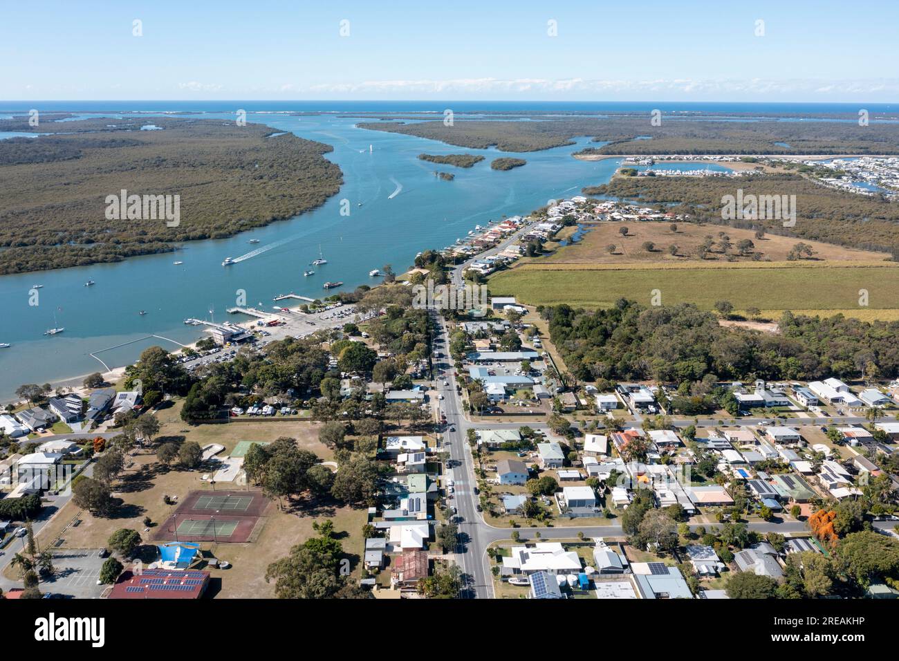The Queensland town of Jacobs Well on the Gold coast Stock Photo - Alamy