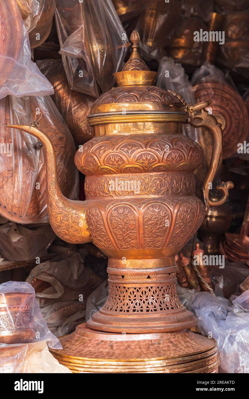 Tea urns hi-res stock photography and images - Alamy