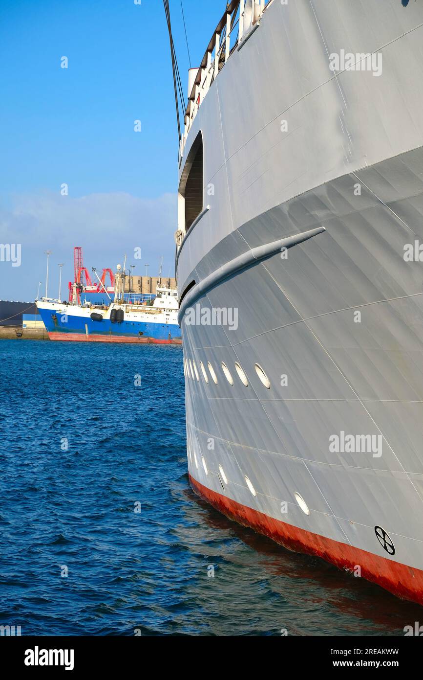 Topside of a white classic ship, in vertical format Stock Photo - Alamy