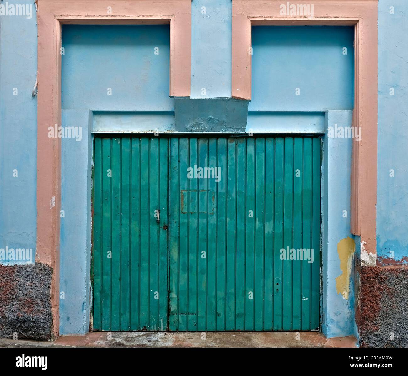 Pastel portal hi-res stock photography and images - Alamy
