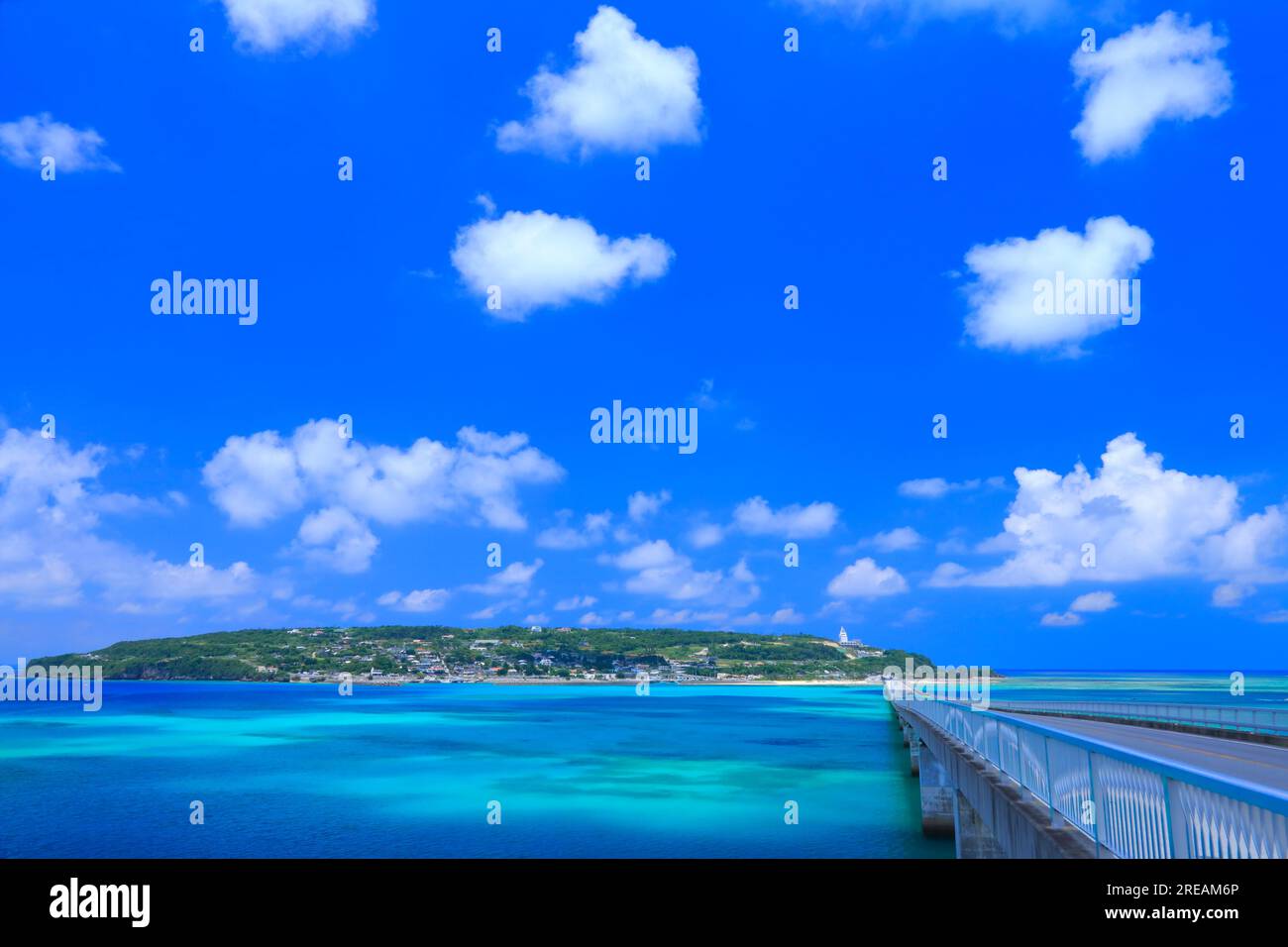Kouri Island and Kouri Ohashi Bridge Stock Photo - Alamy