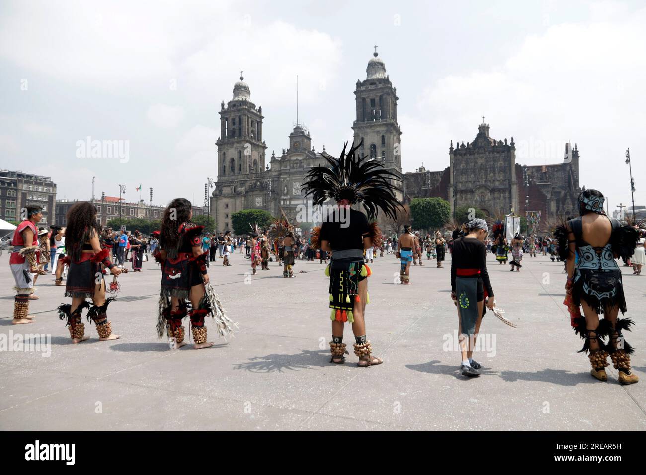 Mexico City, Mexico. 26th July, 2023. Hundreds of dancers and guardian ...