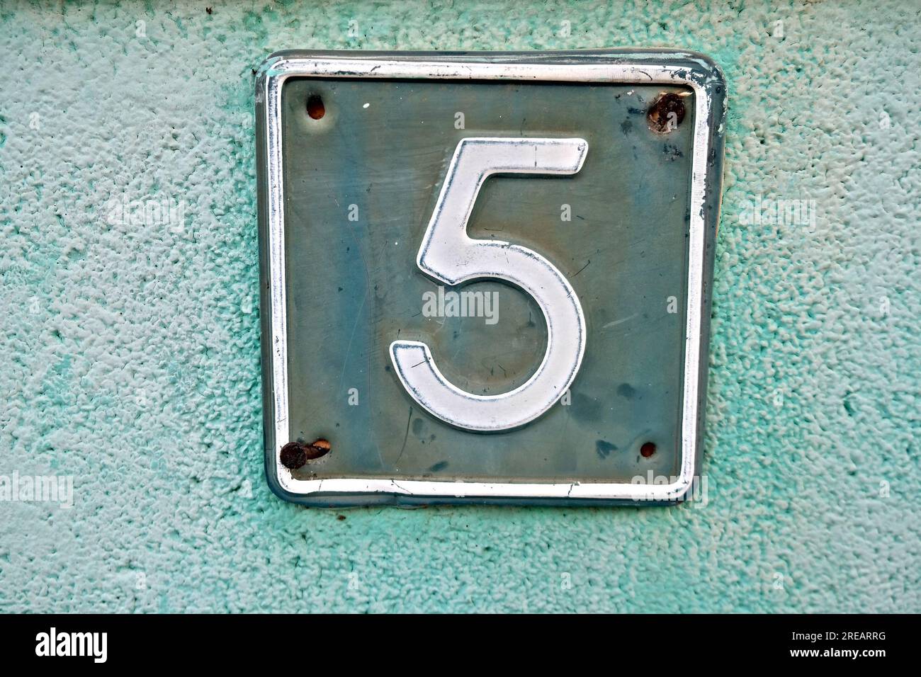 Pastel green number 5, five, a number plate Stock Photo - Alamy