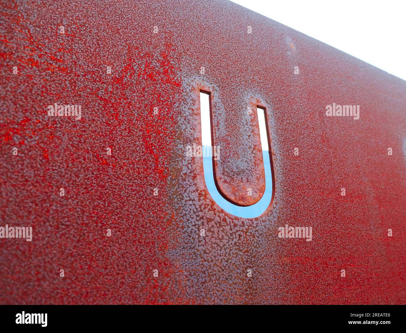 One single letter alphabet hi-res stock photography and images - Alamy
