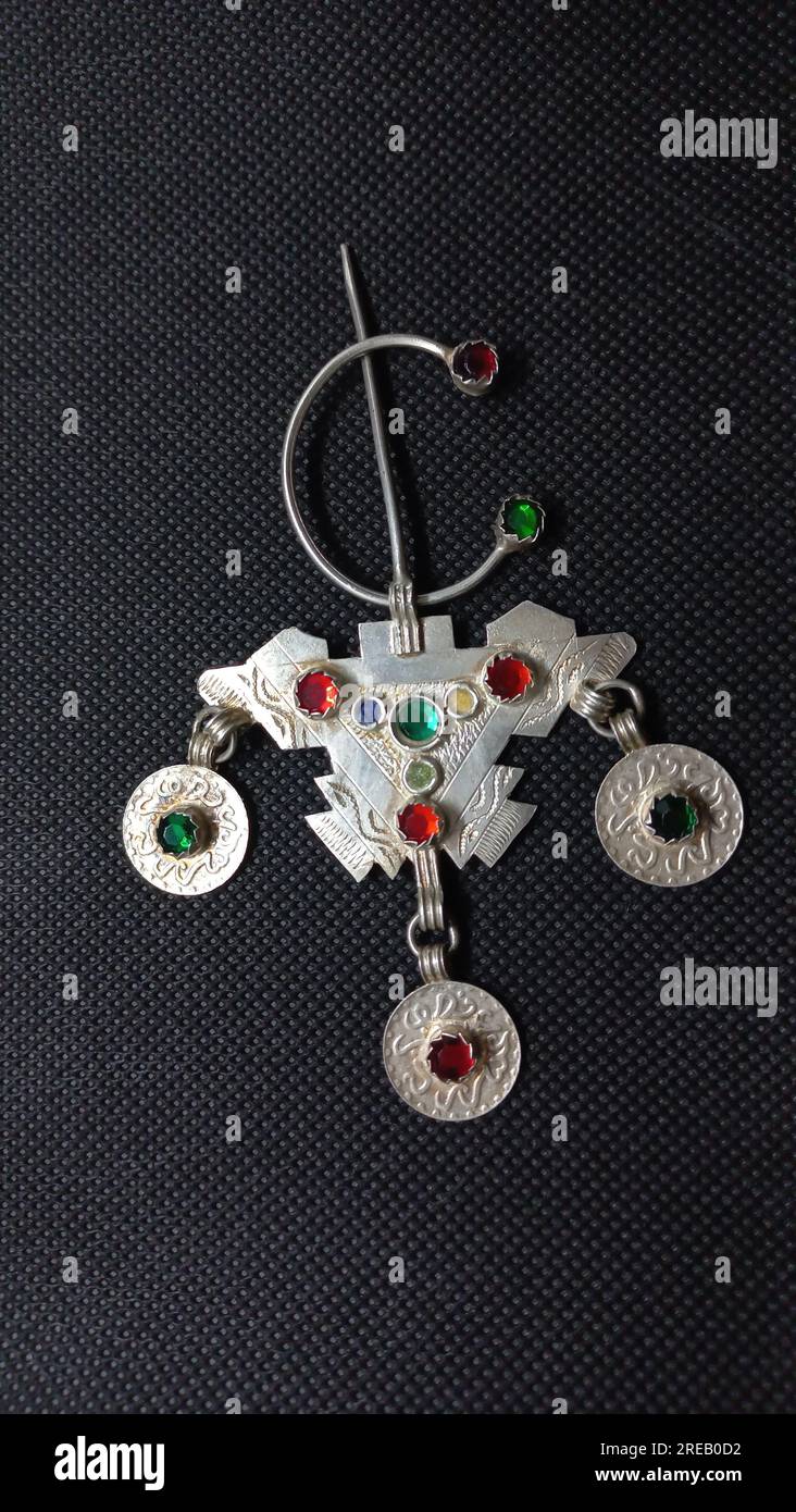 Berber fibula hi-res stock photography and images - Alamy
