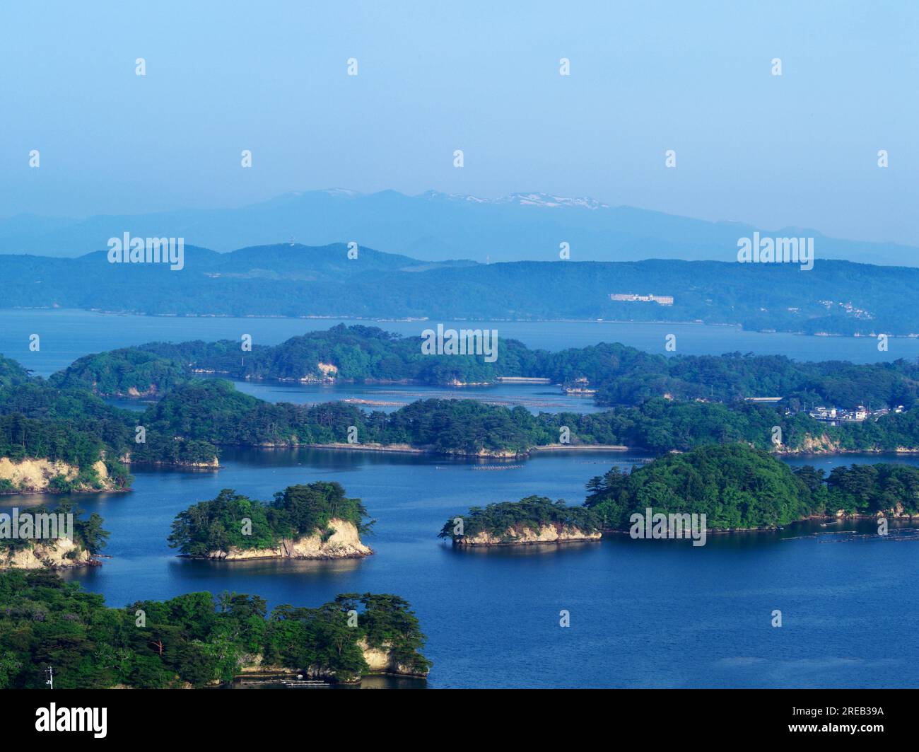 Matsushima bay hi-res stock photography and images - Alamy