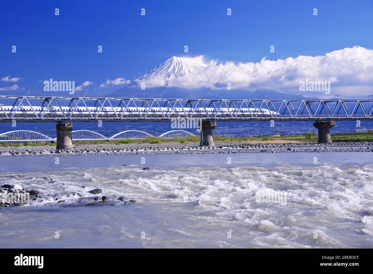Train to mount fuji hi-res stock photography and images - Alamy