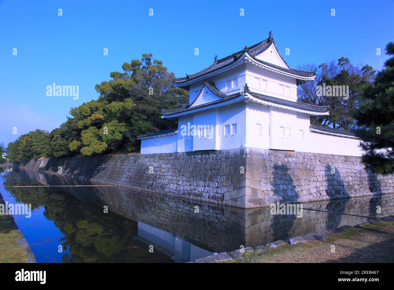 Moat nijo castle hi-res stock photography and images - Alamy