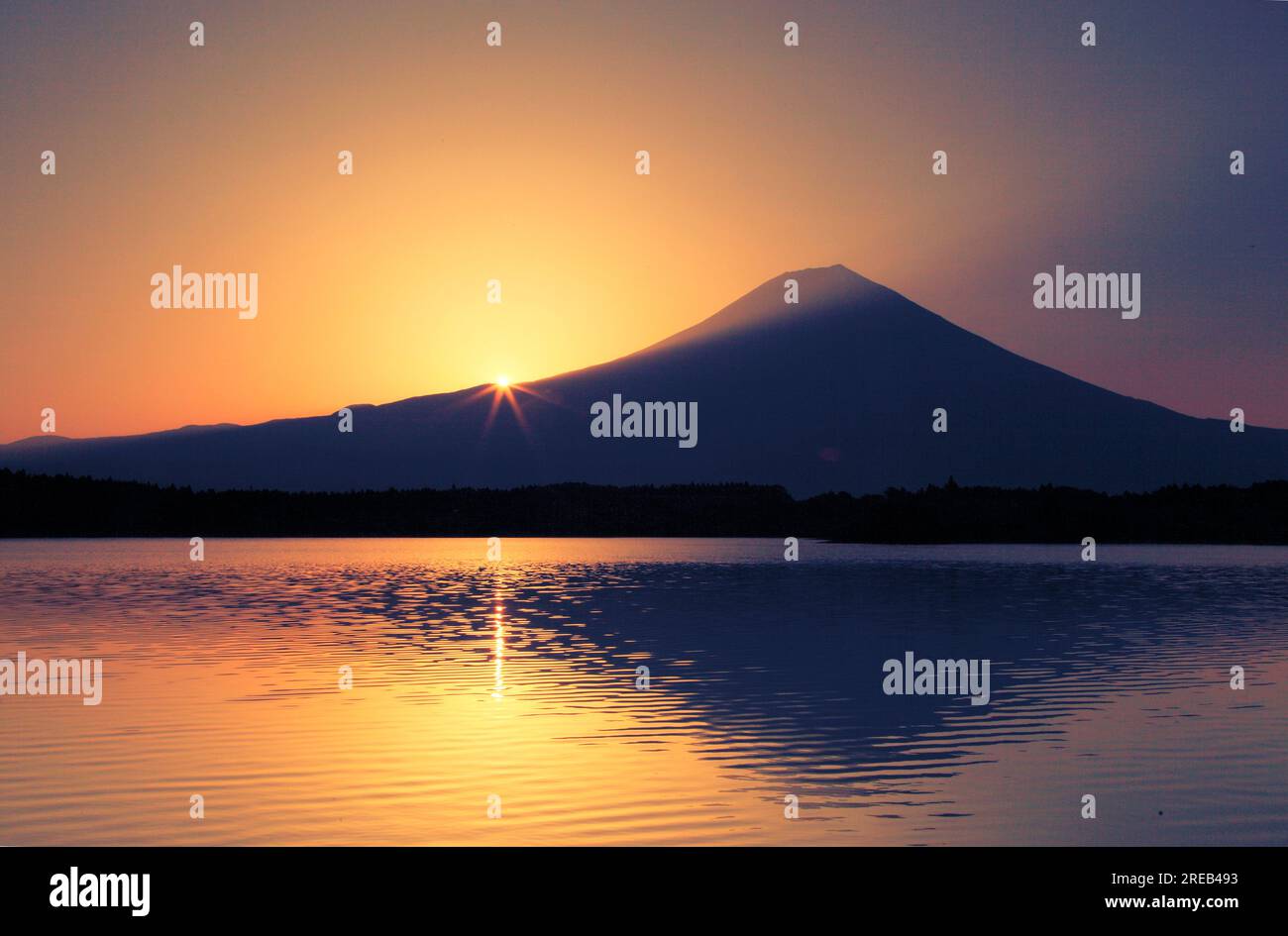 Mount kobo hi-res stock photography and images - Alamy