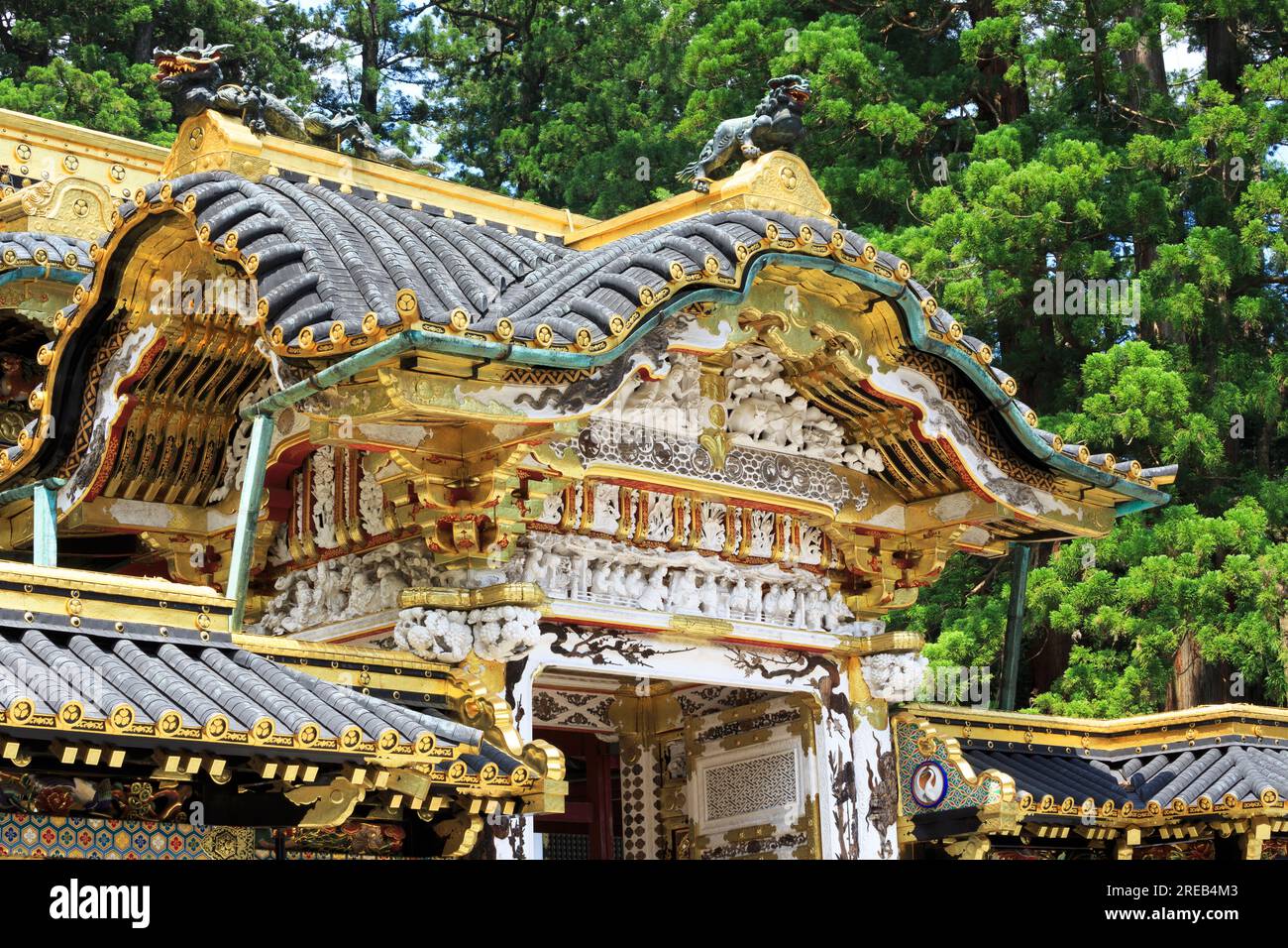 Karamon gate of Nikko Toshogu Stock Photo - Alamy