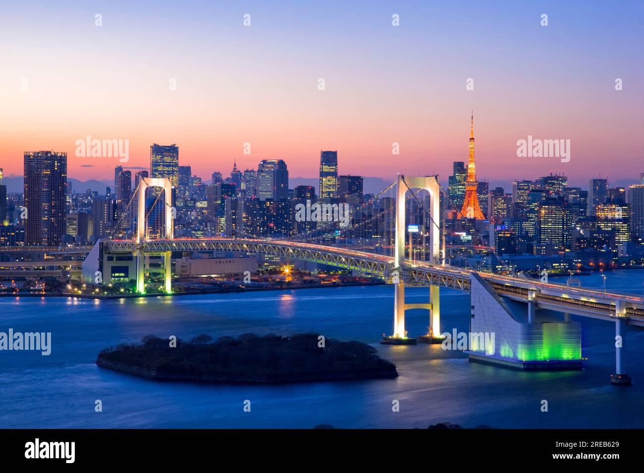 Odaiba hi-res stock photography and images - Alamy