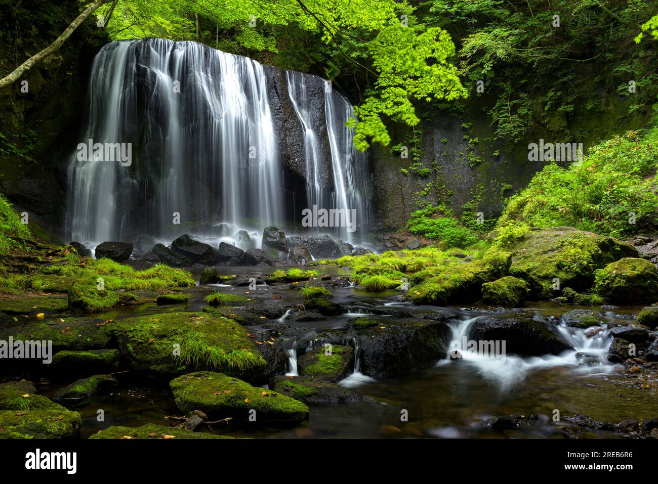 Fudo no taki waterfall hi-res stock photography and images - Alamy
