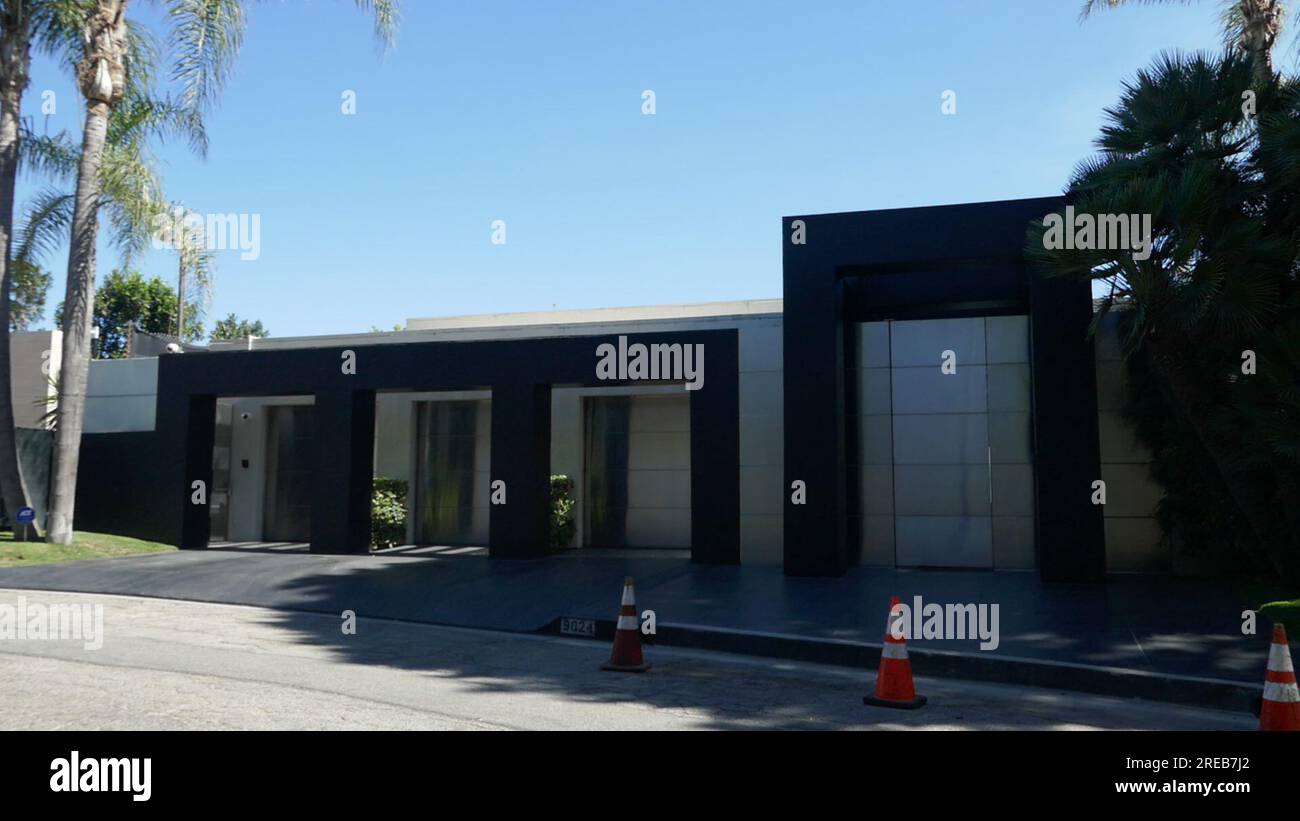 Keanu reeves home hi-res stock photography and images - Alamy