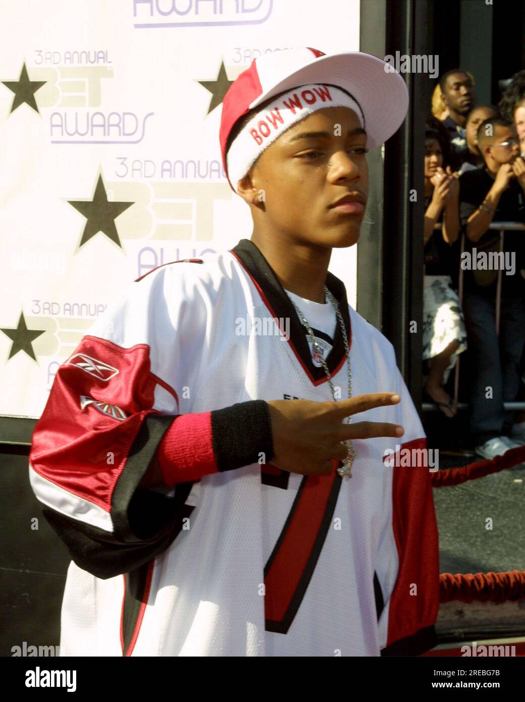 Bow wow 2003 hi-res stock photography and images - Alamy