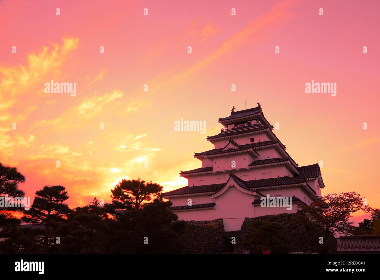 Tsuruga and autumn hi-res stock photography and images - Alamy