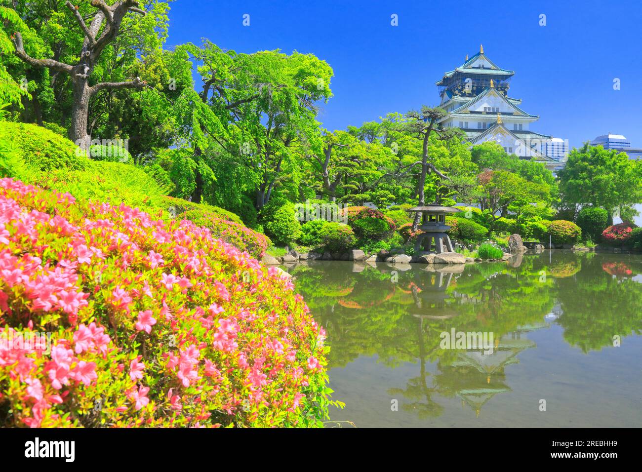 Osaka Castle in spring Stock Photo - Alamy