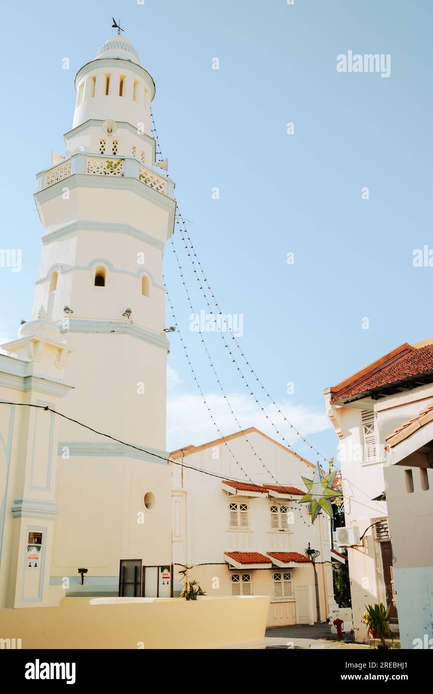 Georgetown Lebuh Acheh Mosque in Penang, Malaysia Stock Photo - Alamy