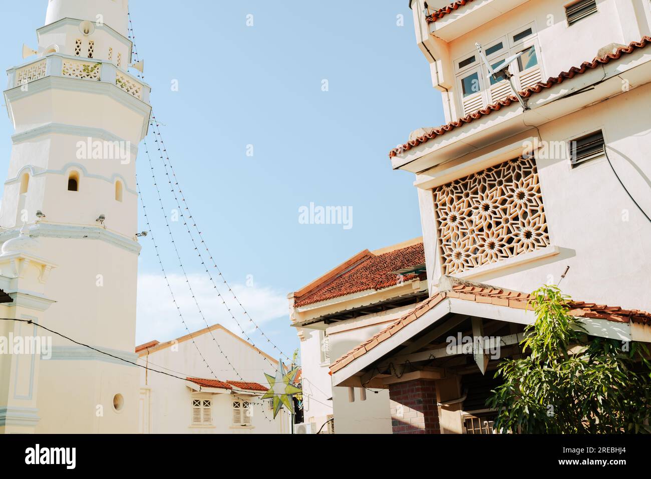 Georgetown Lebuh Acheh Mosque in Penang, Malaysia Stock Photo - Alamy
