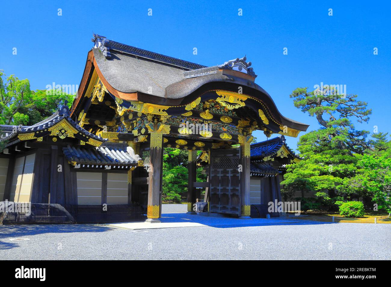 Karamon main gate hi-res stock photography and images - Alamy