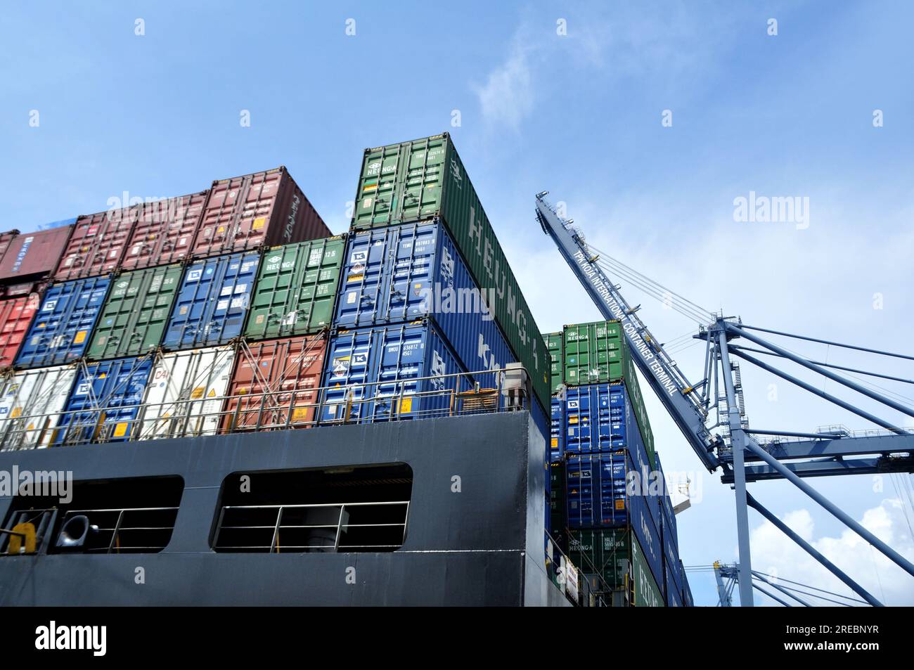 Jakarta, Indonesia - May 26, 2017 : Container loading and unloading ...