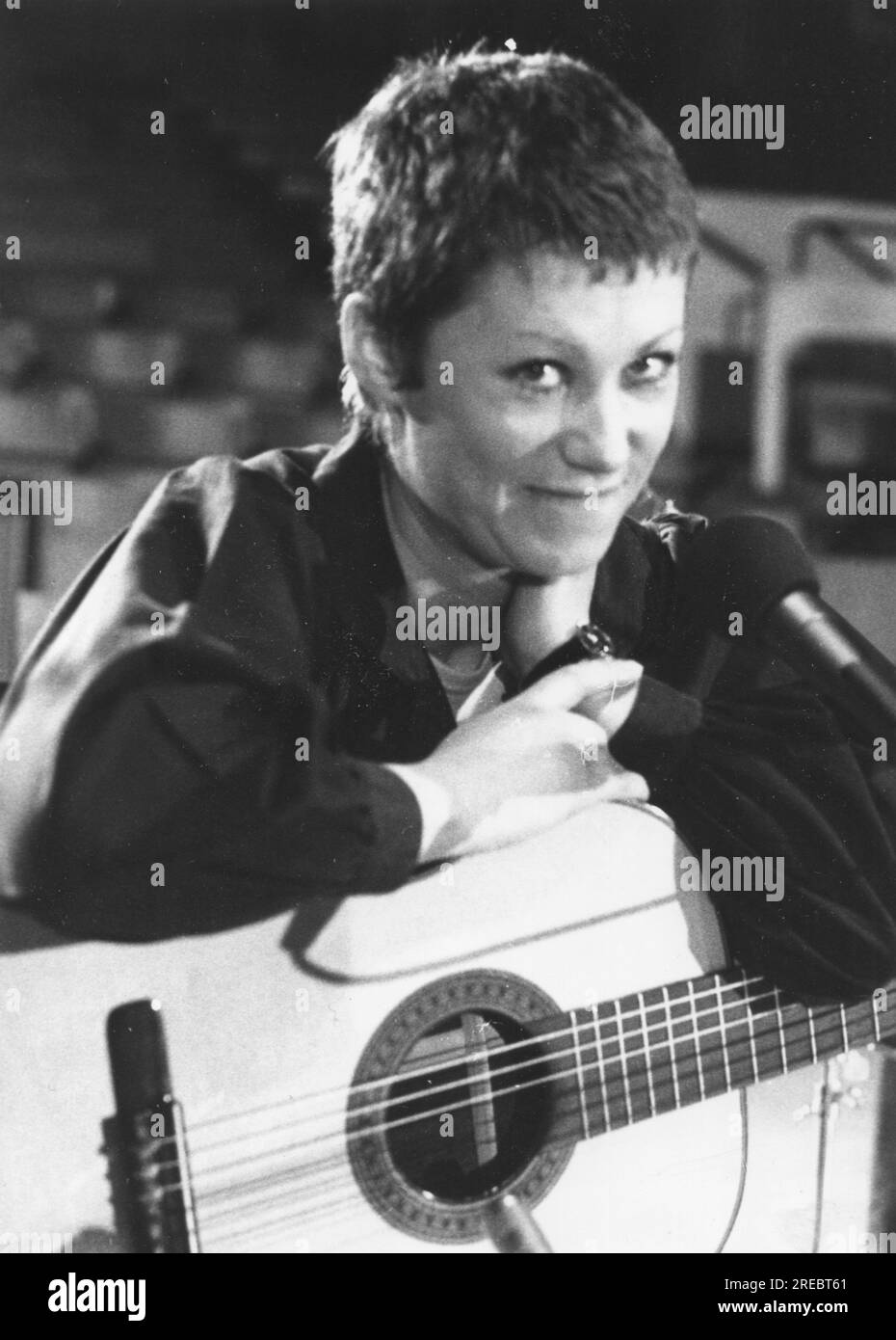 Thalheim, Barbara, * 5.9.1947, German vocalist and songwriter, later ...