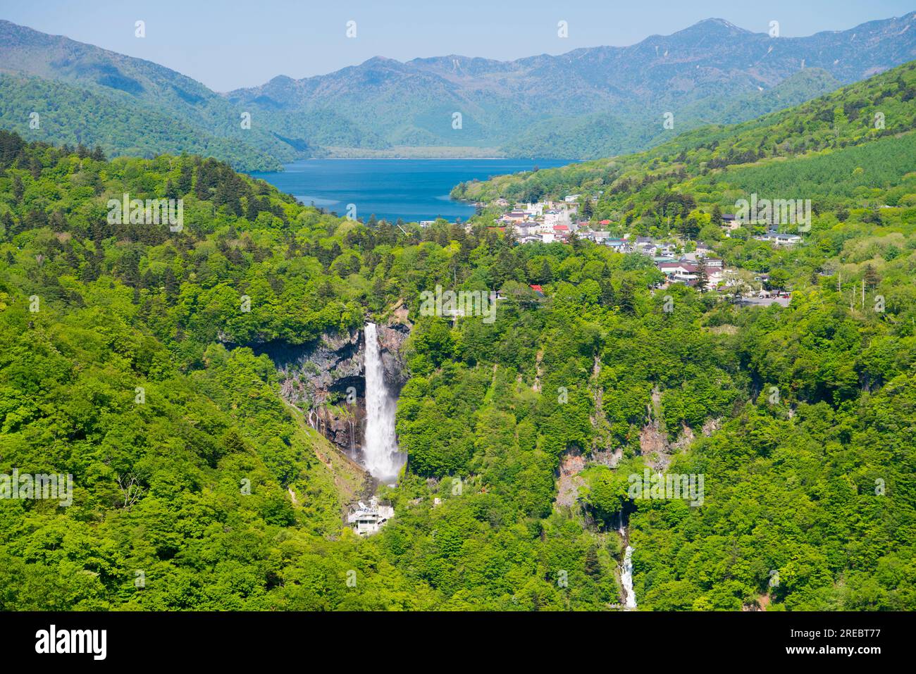 Kegon Falls and Lake Chuzenji Stock Photo - Alamy