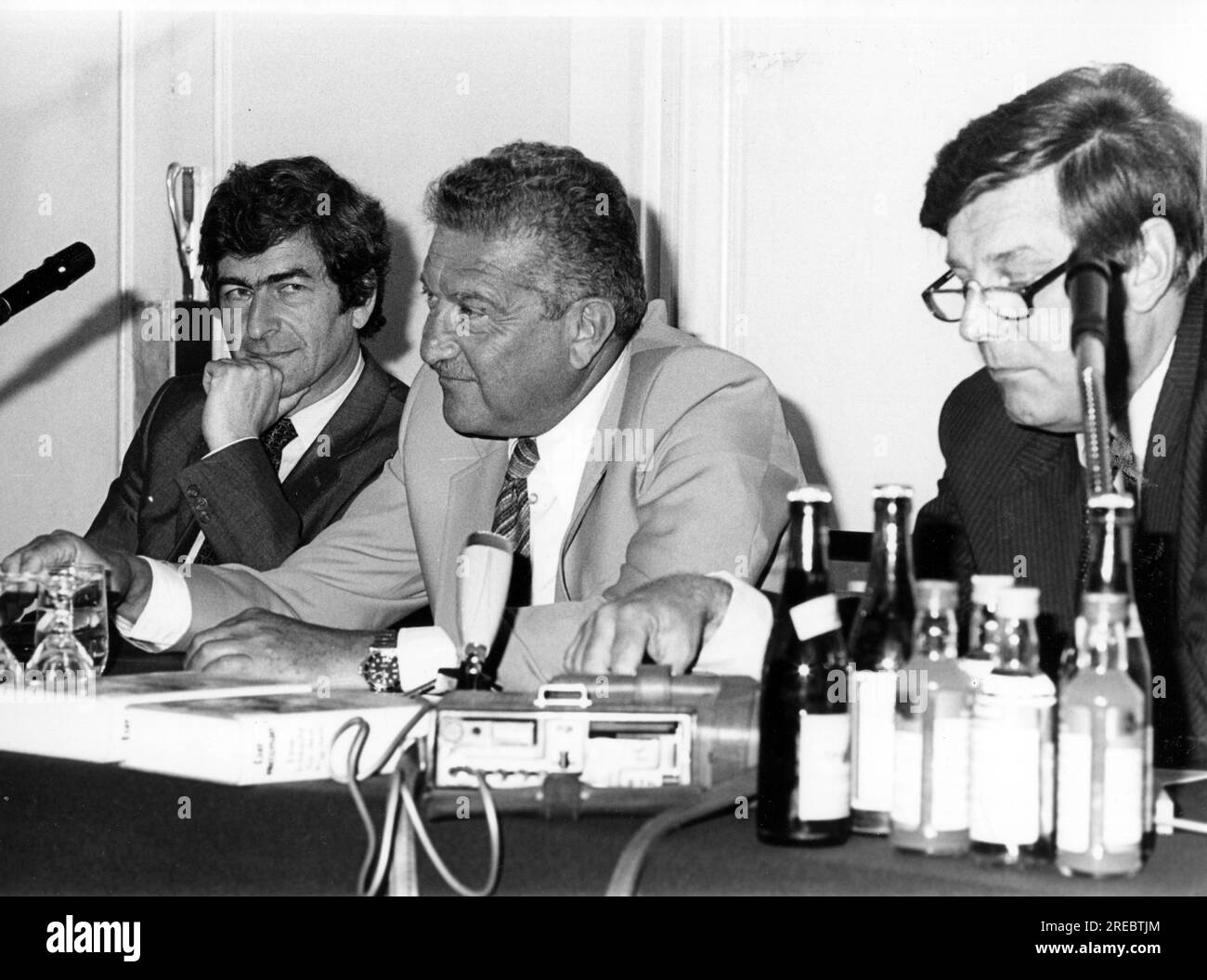 Weizman hi-res stock photography and images - Alamy