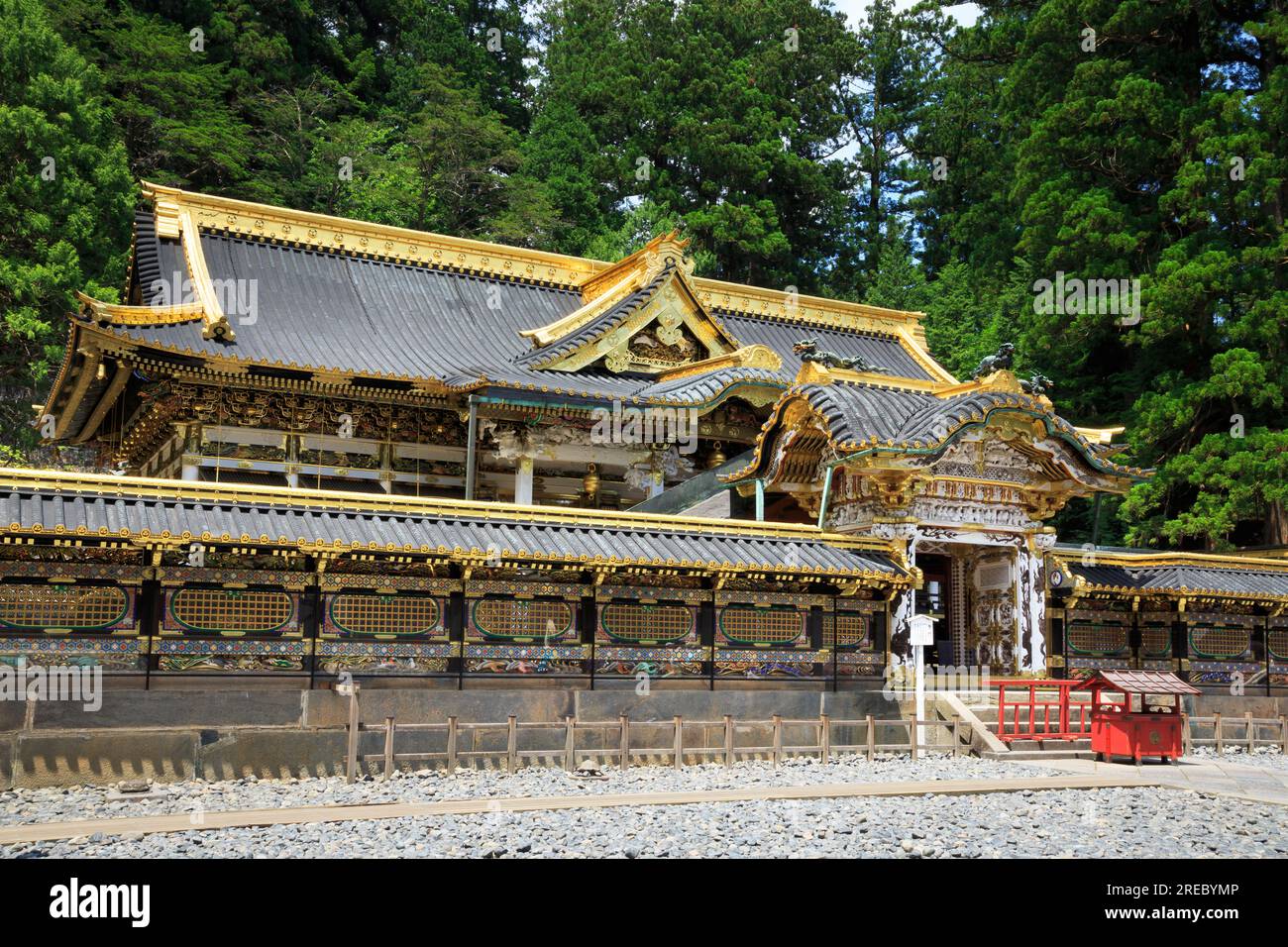Karamon gate of Nikko Toshogu Stock Photo - Alamy