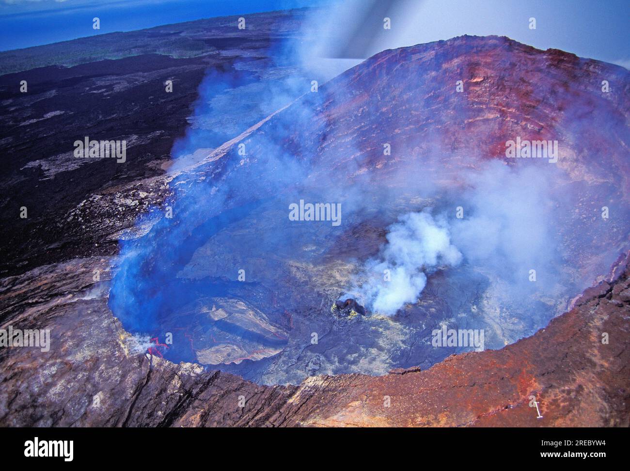 Steam rising from kilauea volcano hi-res stock photography and images ...