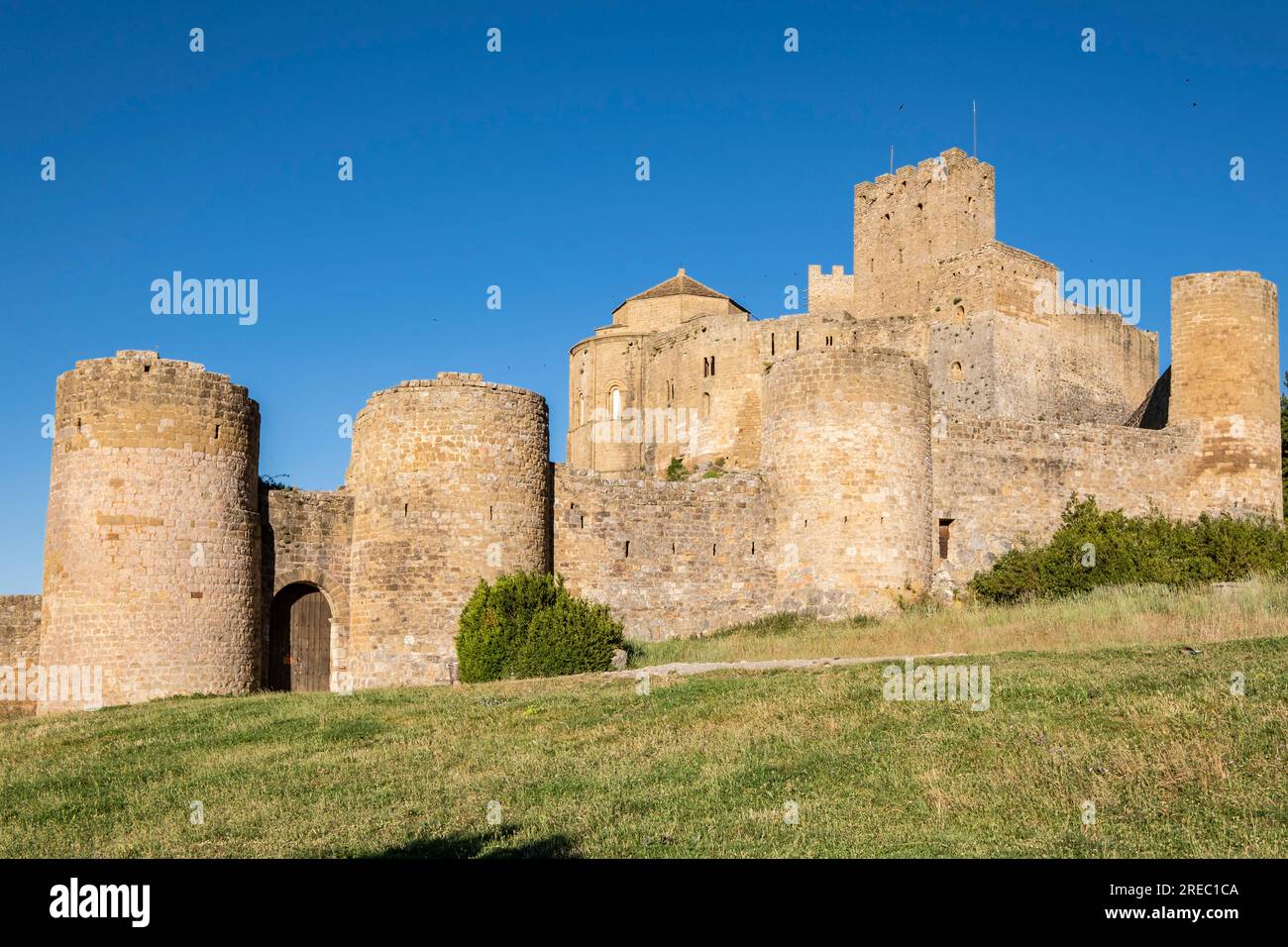 Loarre castle romanesque abbey hi-res stock photography and images - Alamy
