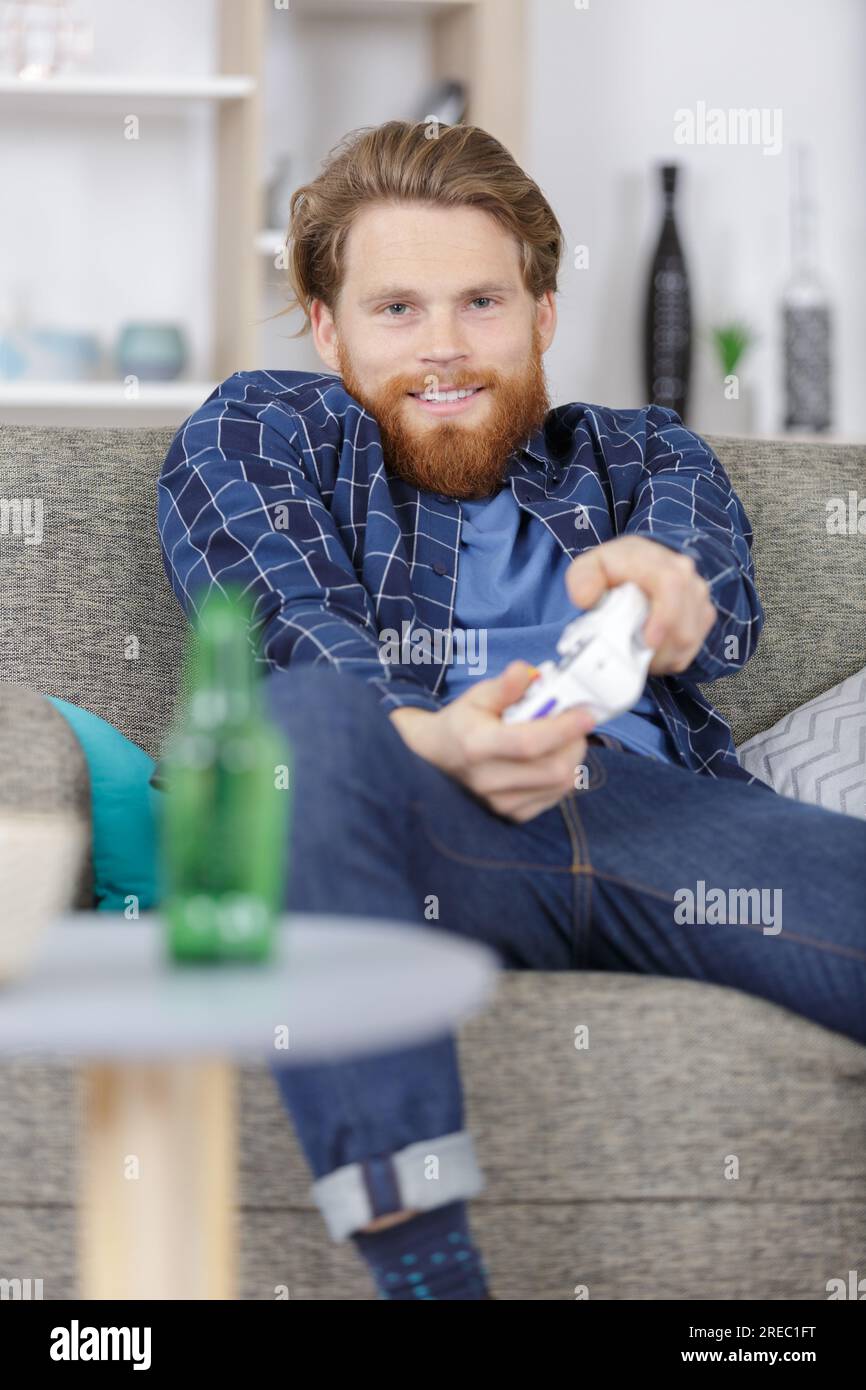 Man home video games alone hi-res stock photography and images - Alamy