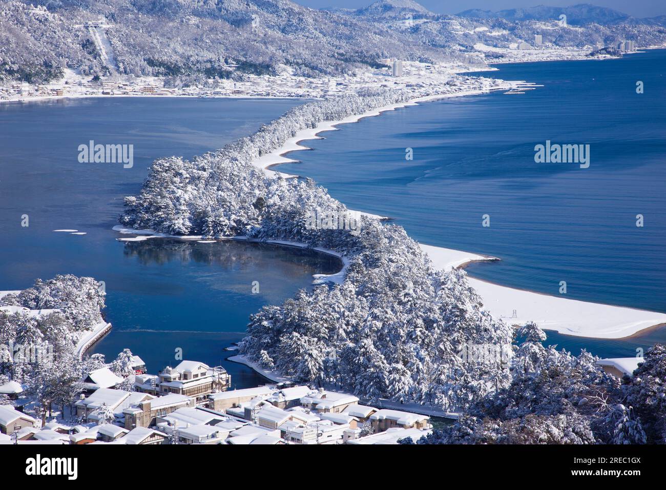 100 selection of japanese geological features hi-res stock photography ...