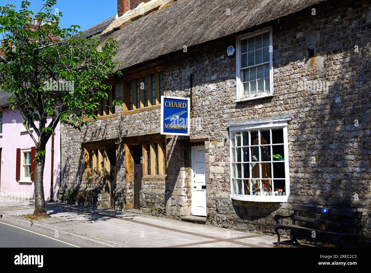 Somerset architecture building parish hi-res stock photography and ...