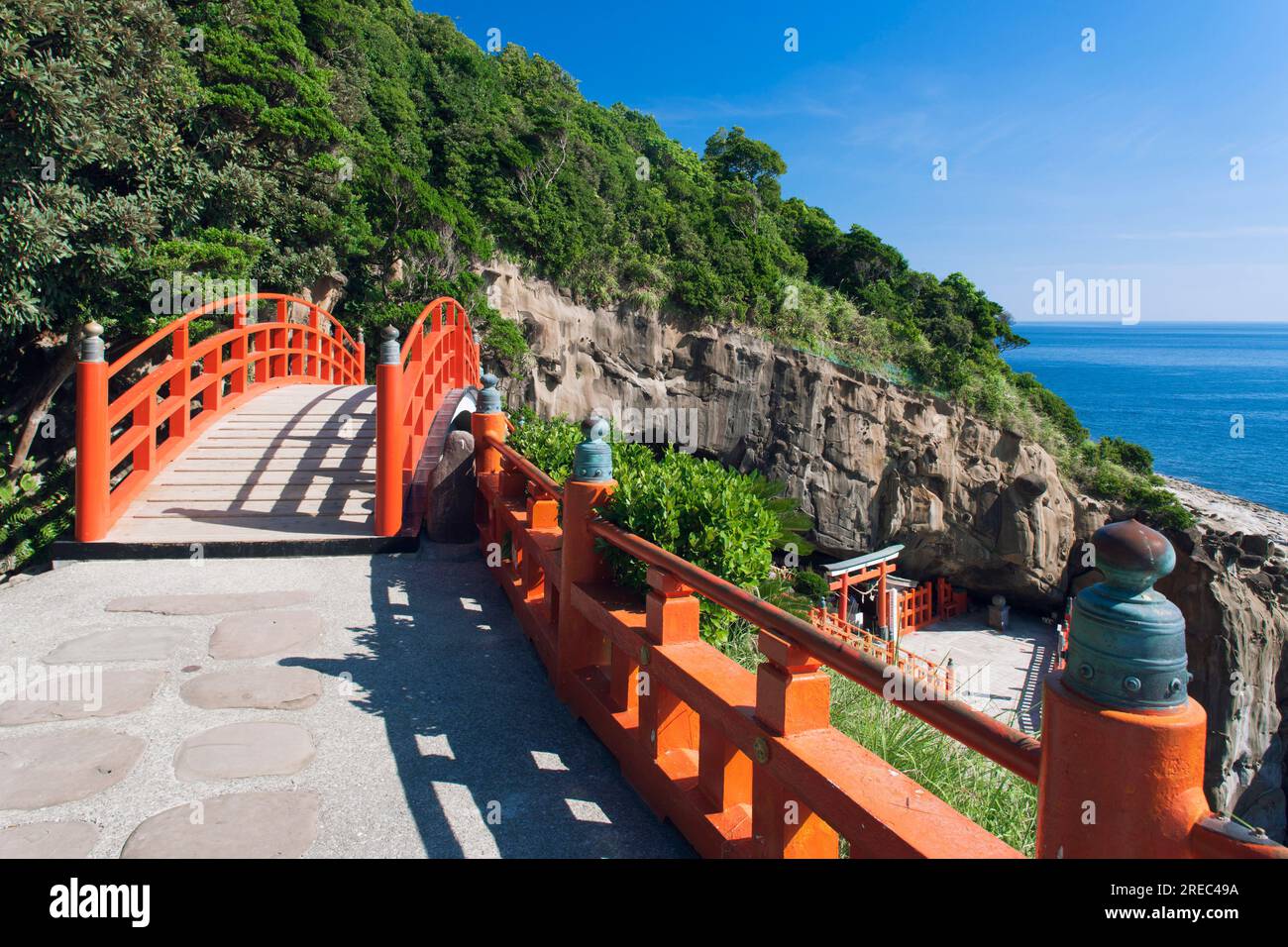 Sea shrine hi-res stock photography and images - Alamy