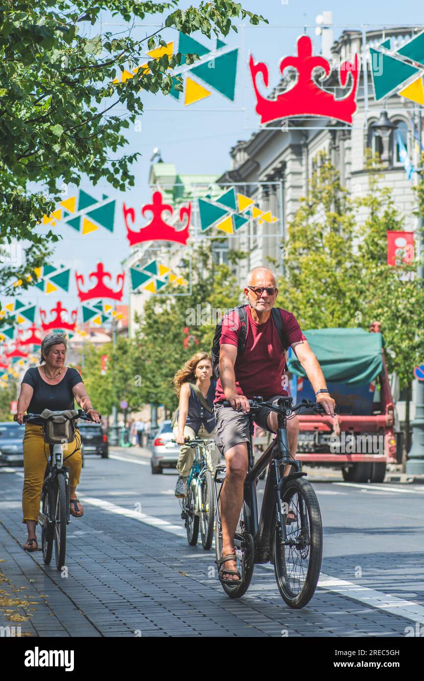 Cycle path vilnius hi-res stock photography and images - Alamy
