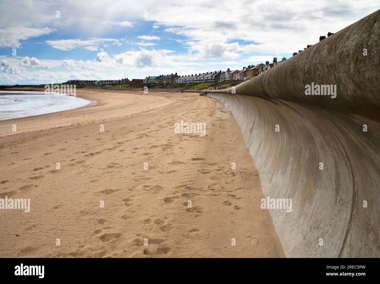 Newbiggin beach hi-res stock photography and images - Alamy