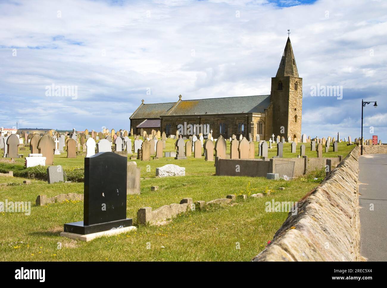Newbiggin by the sea church hi-res stock photography and images - Alamy