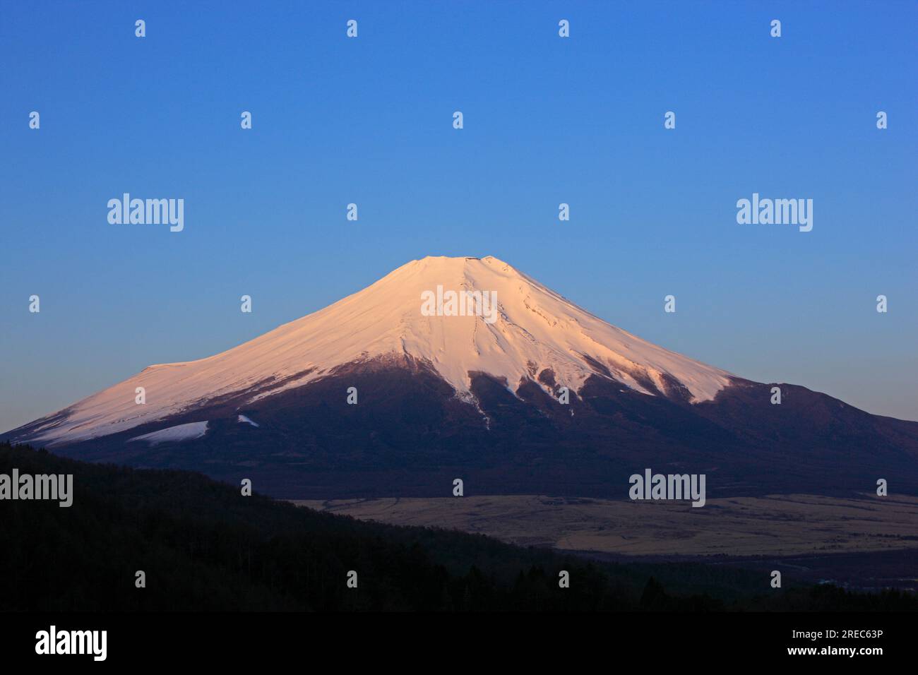 Mt Fuji Sunrise Stock Photo - Alamy
