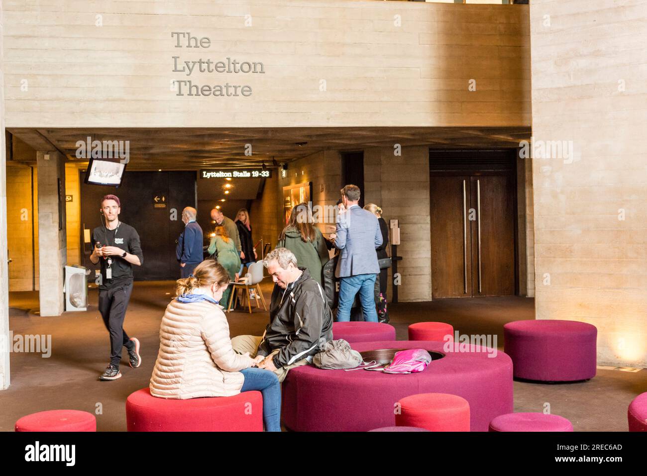 London theatre interior hi-res stock photography and images - Alamy