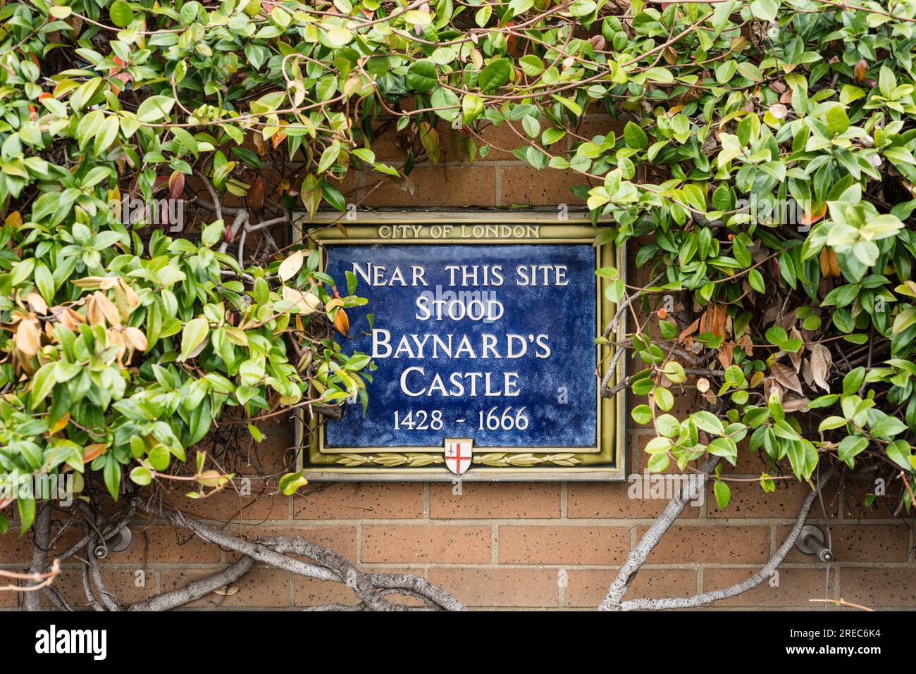 Baynards castle hi-res stock photography and images - Alamy