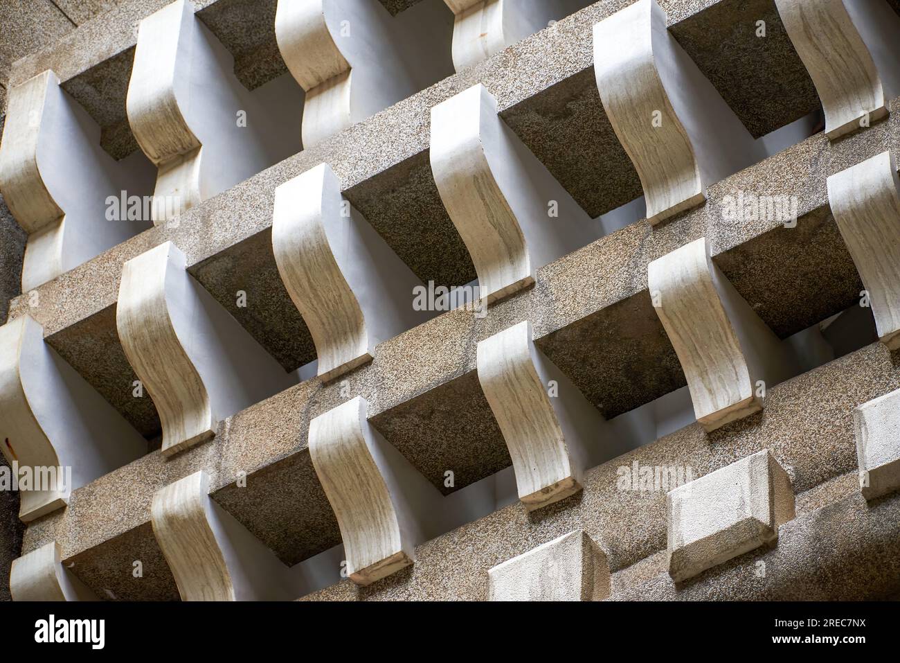 Regular geometric roof texture hi-res stock photography and images - Alamy