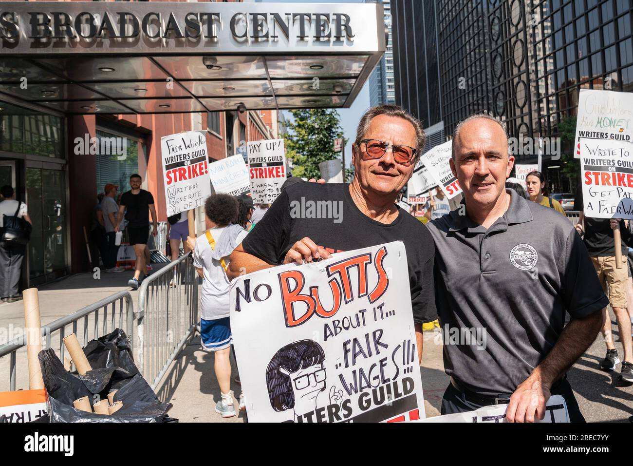 Cbs broadcasting center hi-res stock photography and images - Alamy