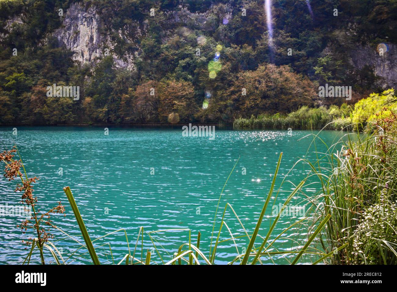 Turquoise lakes hi-res stock photography and images - Alamy