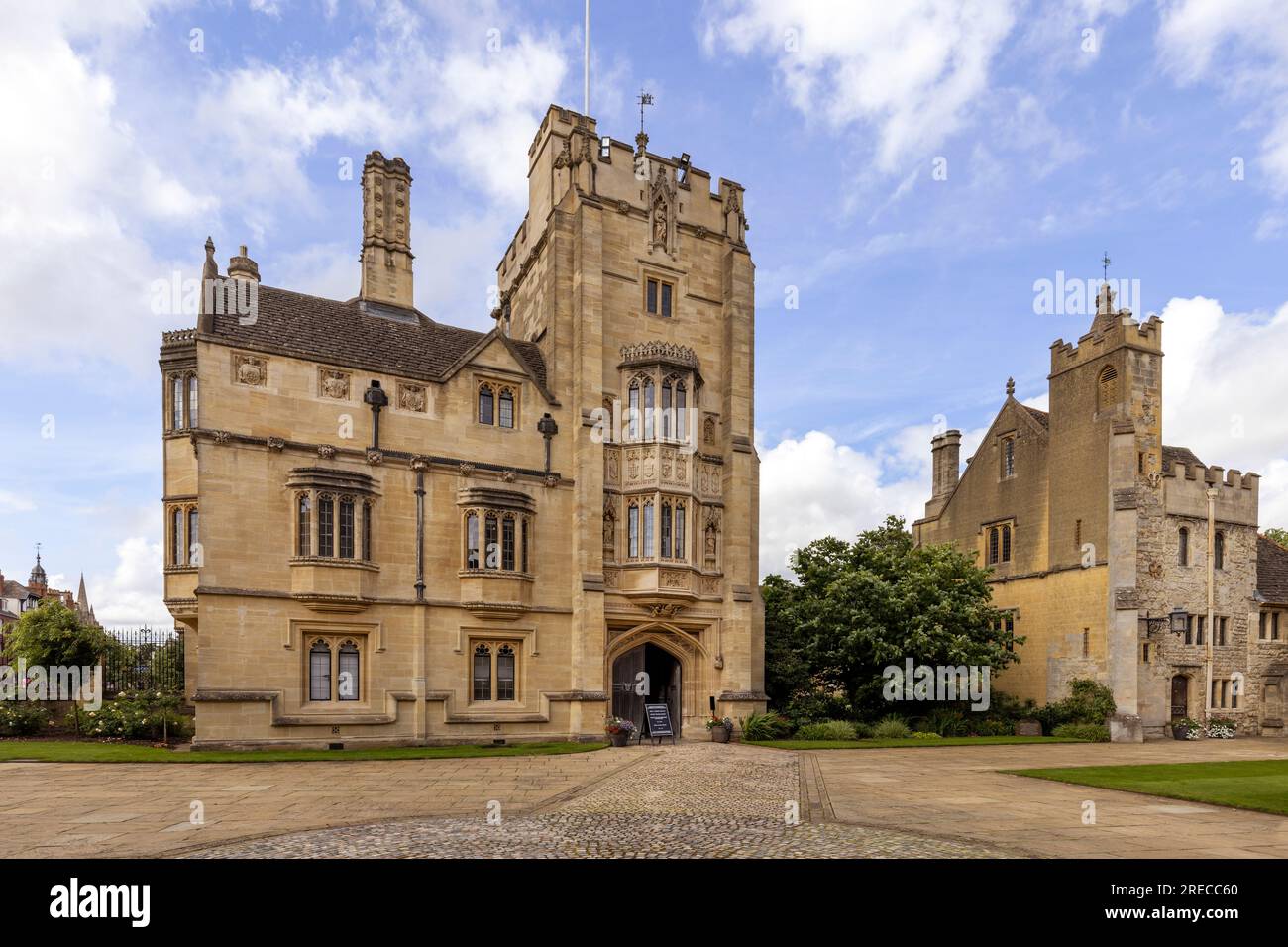 Magdalen College of Oxford University, Oxford, England, Uk Stock Photo ...