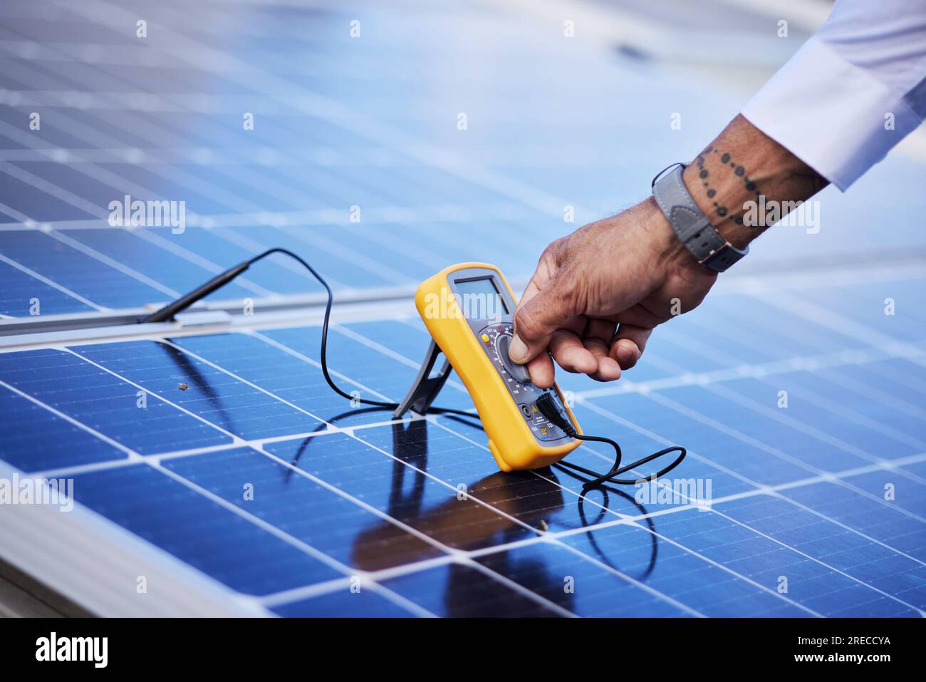 Multimeter photovoltaic hi-res stock photography and images - Alamy
