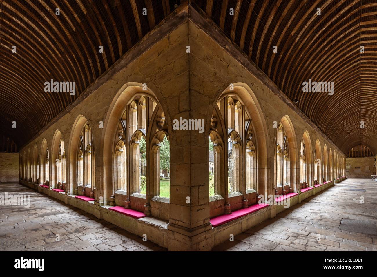 Hogwarts corridor hi-res stock photography and images - Alamy